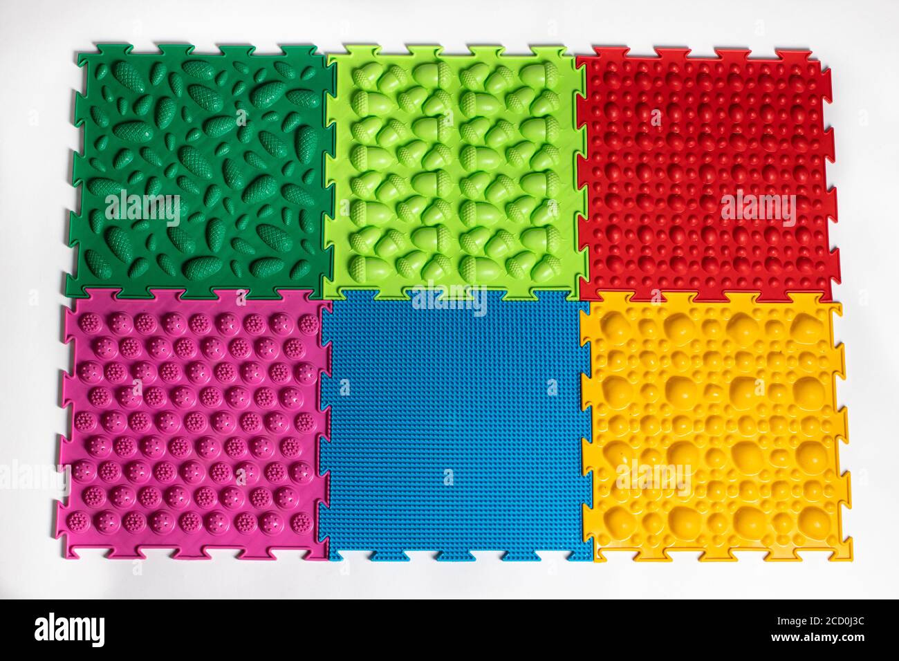 Child feet sand hi-res stock photography and images - Alamy