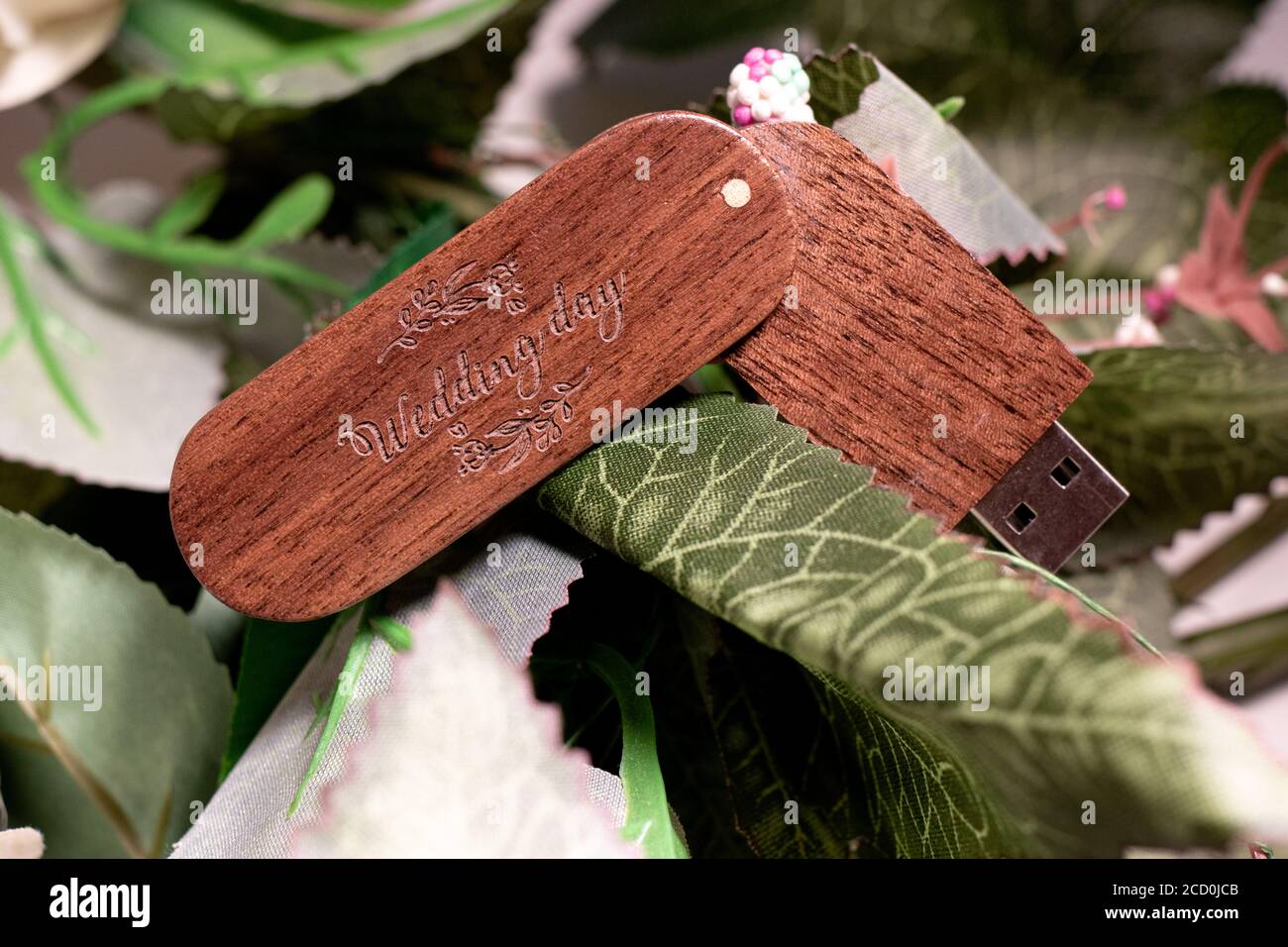 Beautiful wedding flash drive with the inscription Wedding Day from a ...