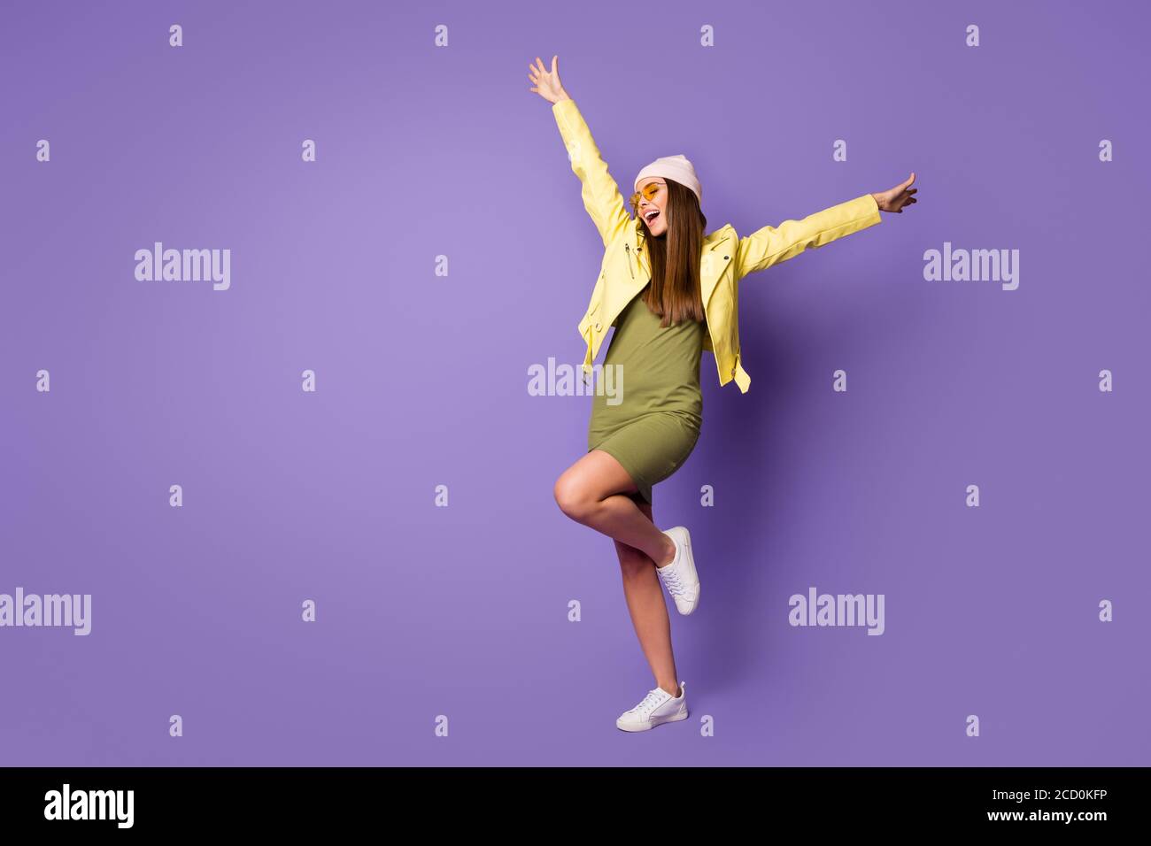 Full length body size view of her she nice-looking attractive ...