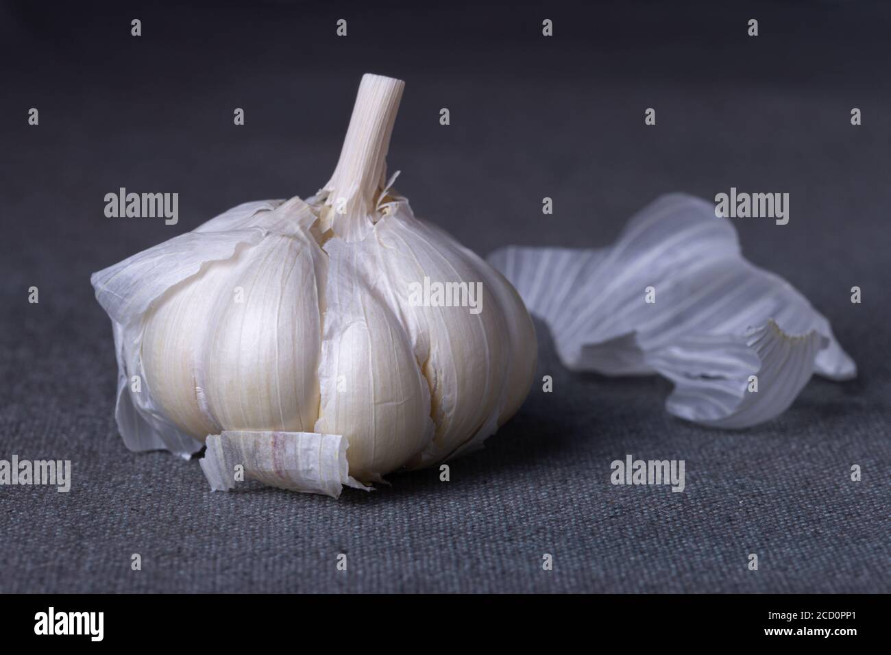 Rich dark textured background hi-res stock photography and images - Alamy