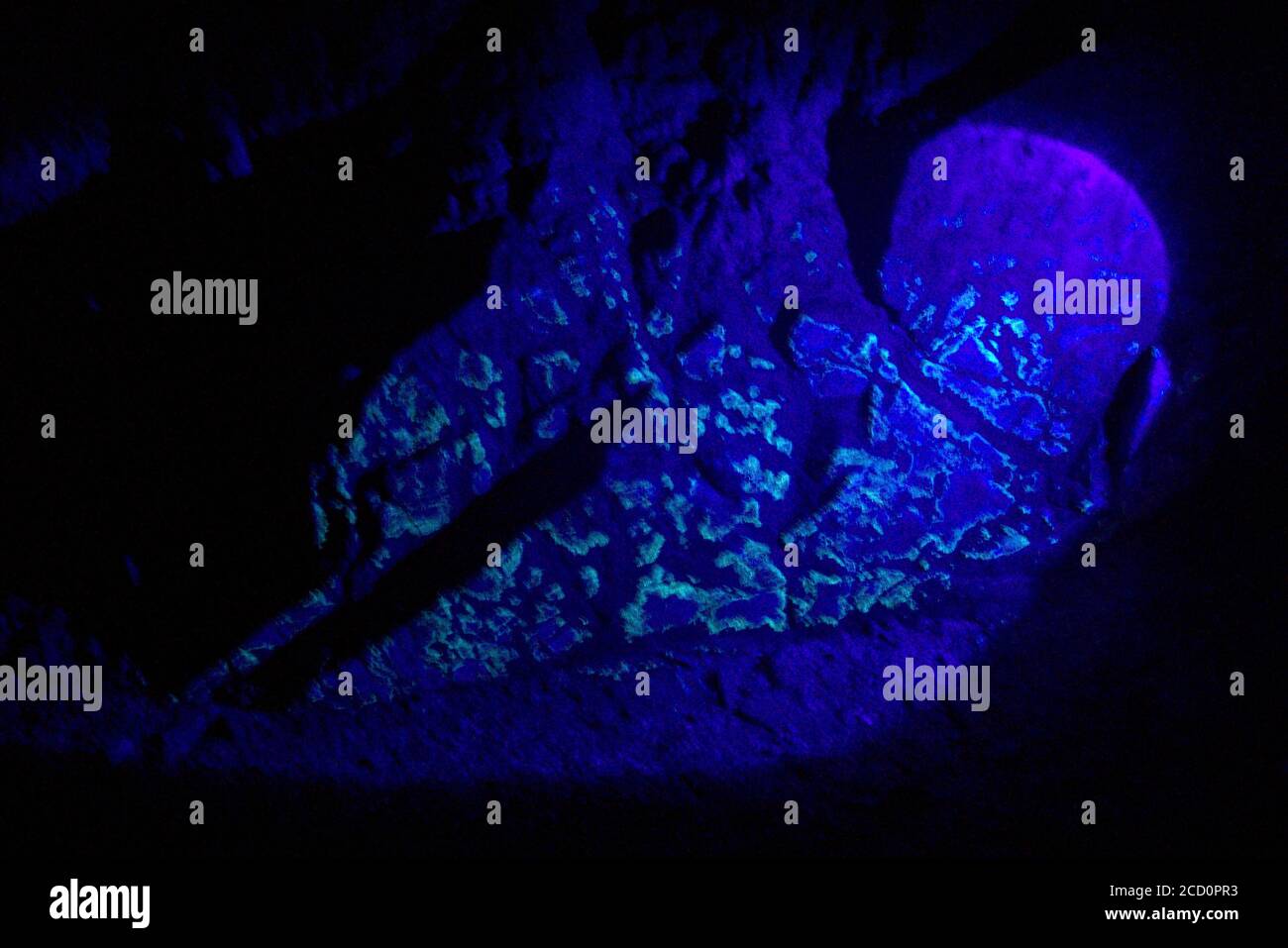 Radioactive rock glow hi-res stock photography and images - Alamy