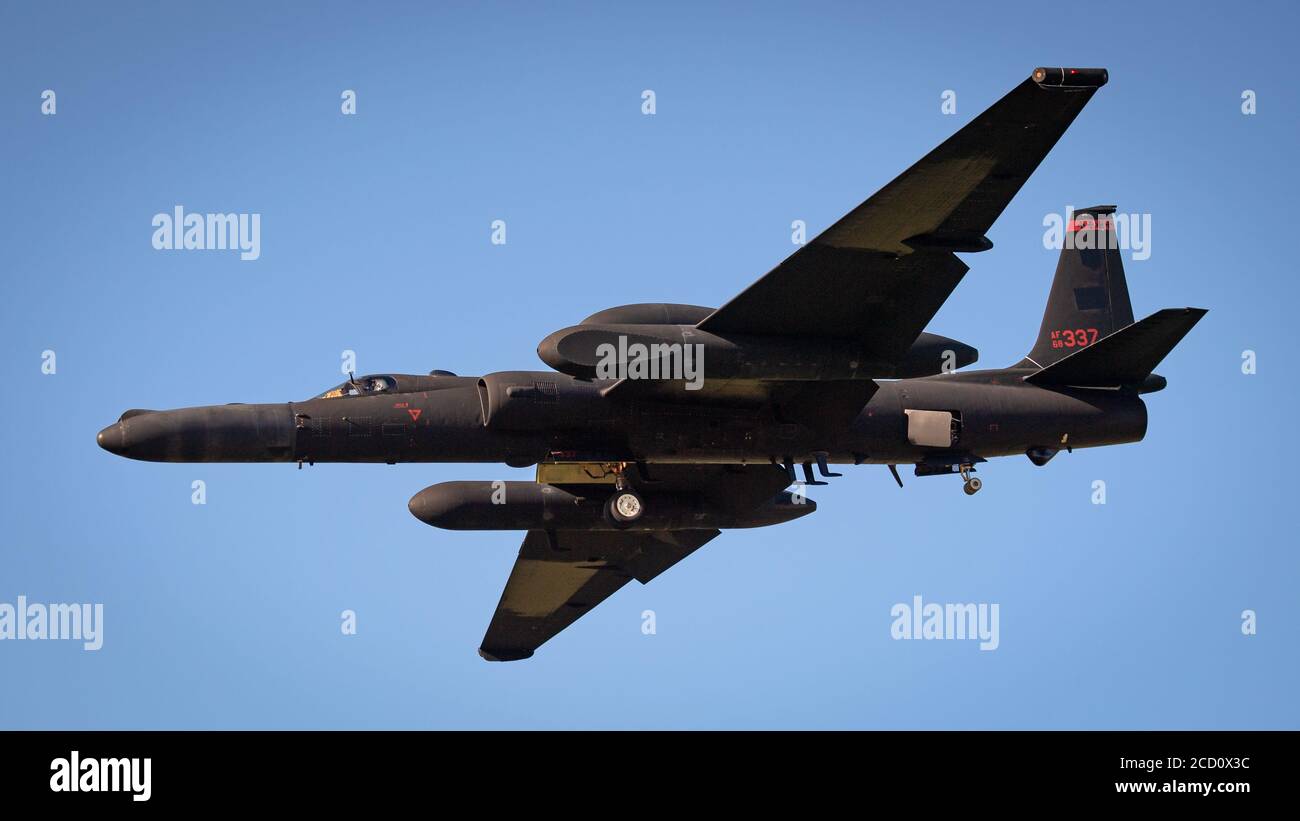 Lockheed u 2 reconnaissance plane hi-res stock photography and images ...
