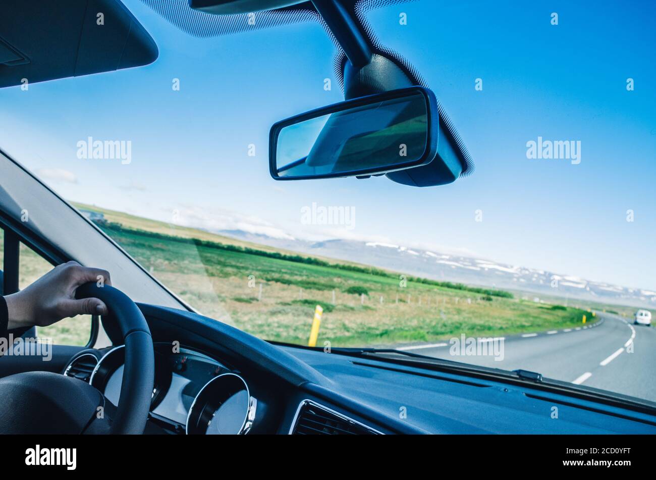 Straight drive hi-res stock photography and images - Alamy