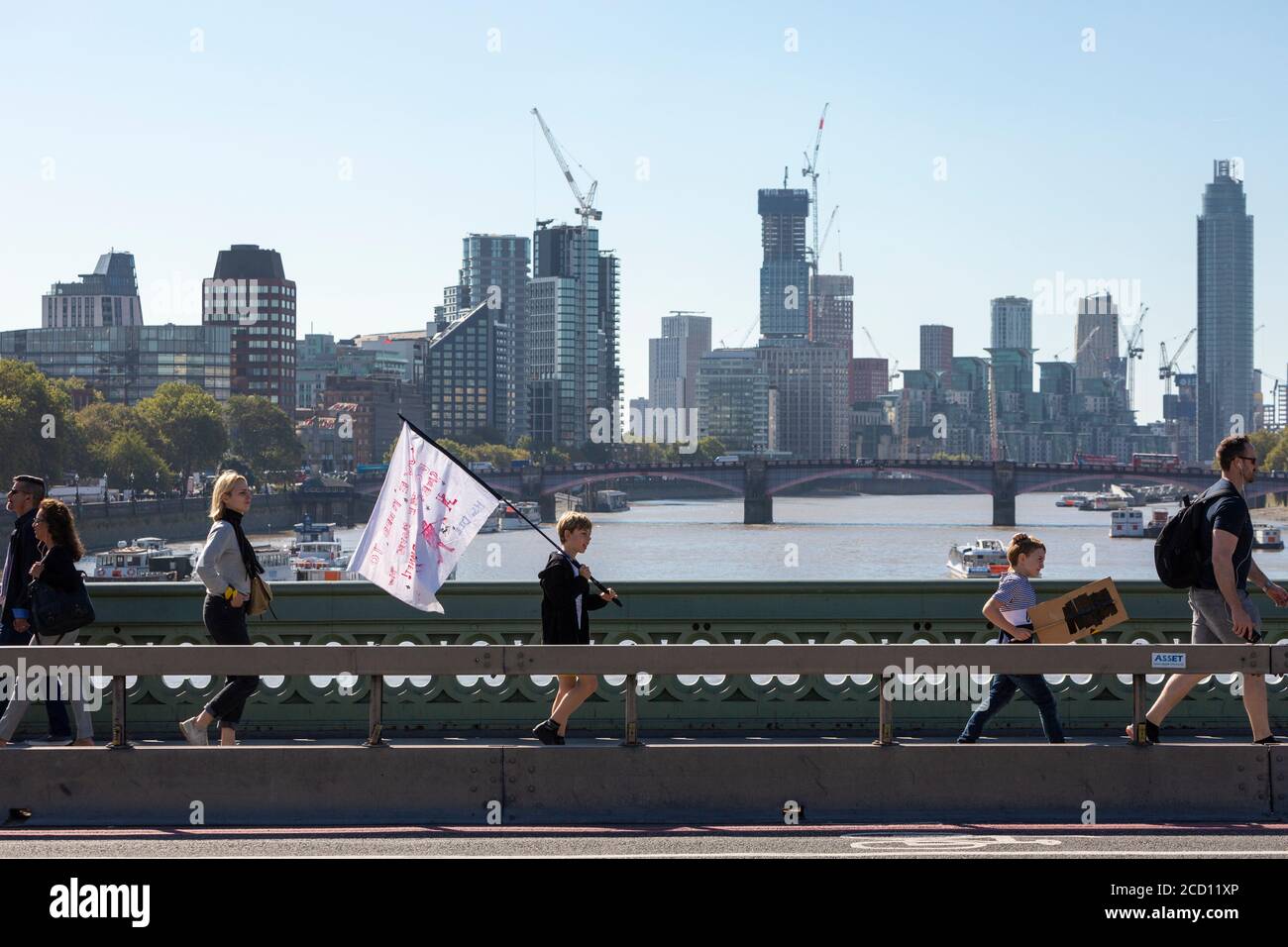 Bridge strike hi-res stock photography and images - Alamy
