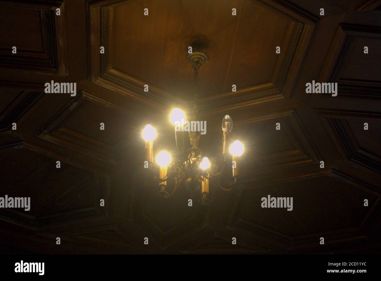 Hexagonal ceiling hi-res stock photography and images - Alamy