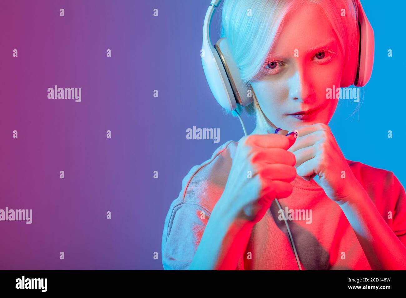 Albino Women High Resolution Stock Photography and Images - Alamy