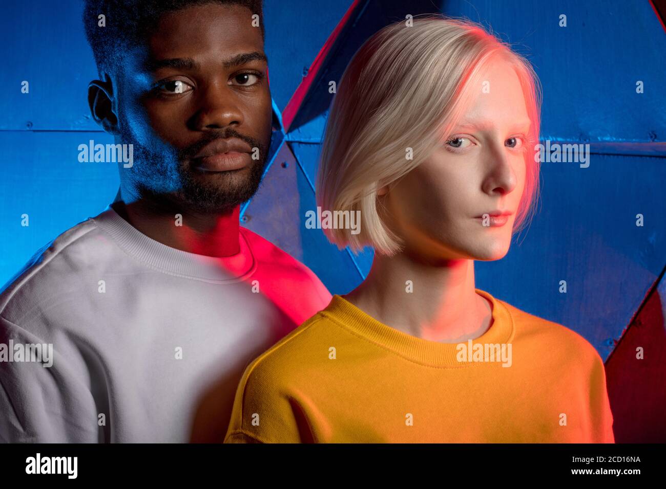 People from different countries hi-res stock photography and images - Alamy