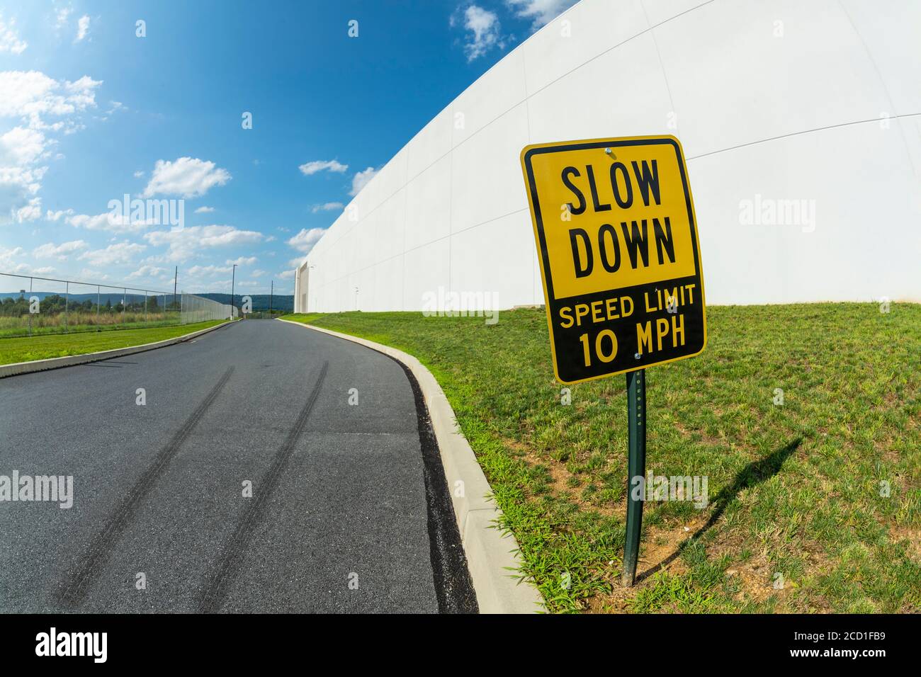 Warehouse exterior warehouse hi-res stock photography and images - Alamy