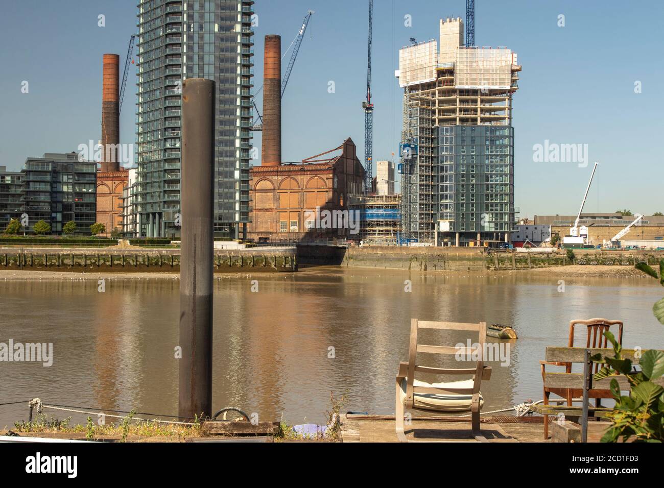Thames riverside architecture from the river walk, Battersea, England ...