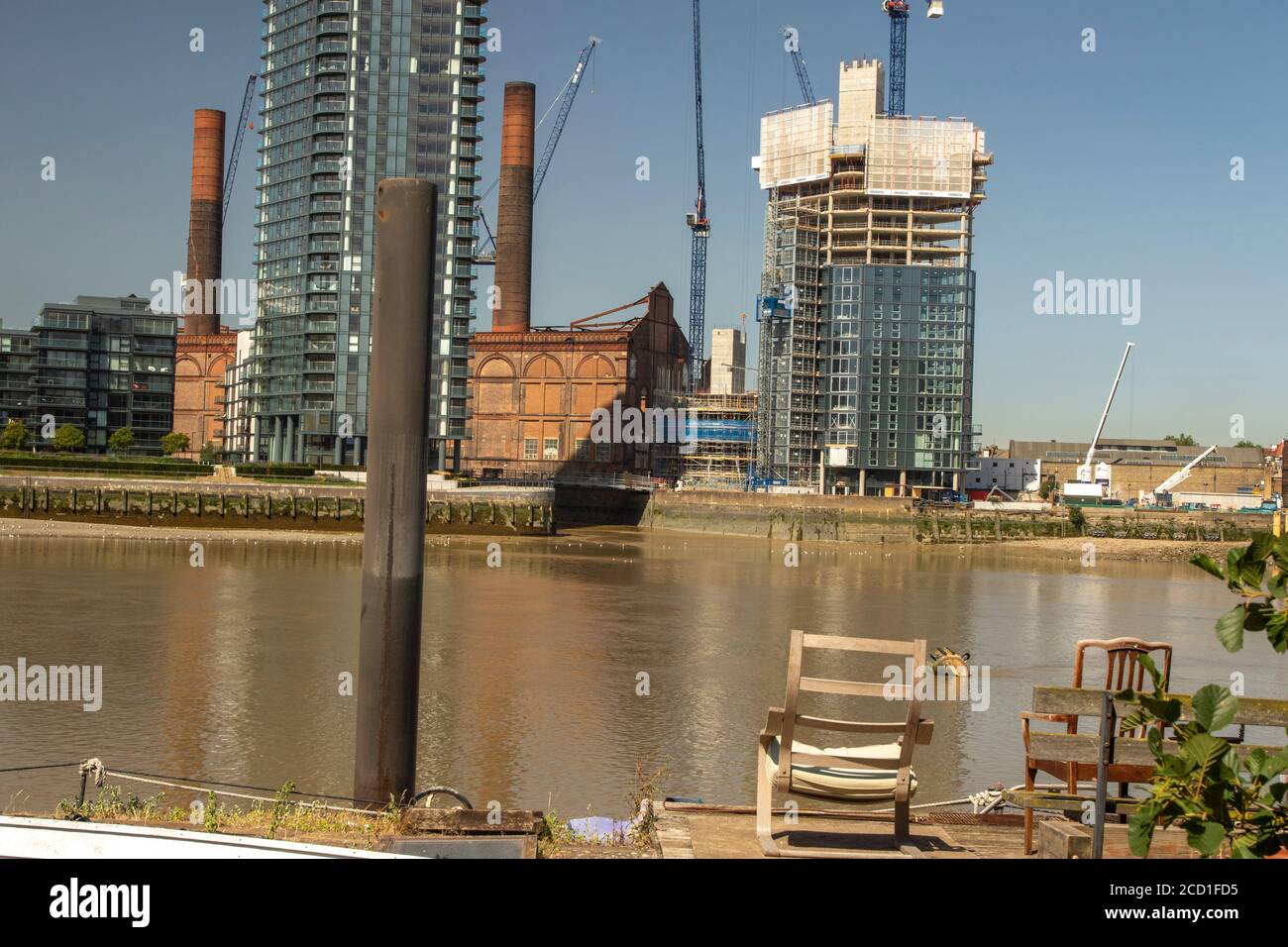 Thames riverside architecture from the river walk, Battersea, England ...