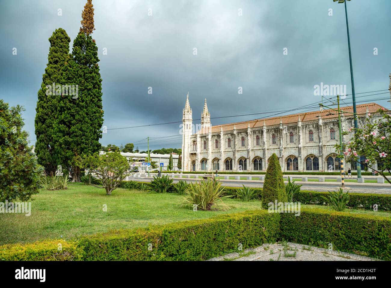 Examples of the portuguese late gothic manueline style of architecture ...