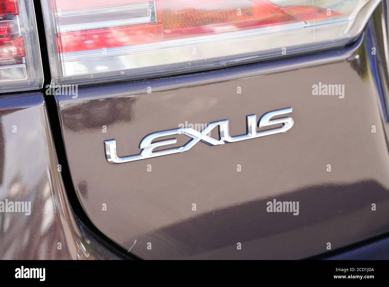 Logo lexus car brand High Resolution Stock Photography and Images - Alamy