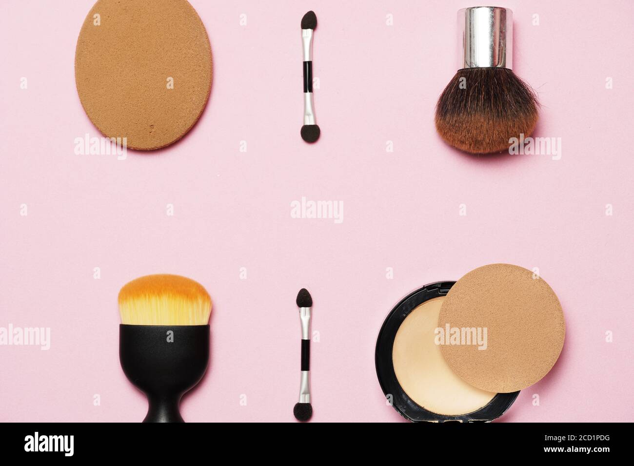 Makeup utensils hi-res stock photography and images - Alamy
