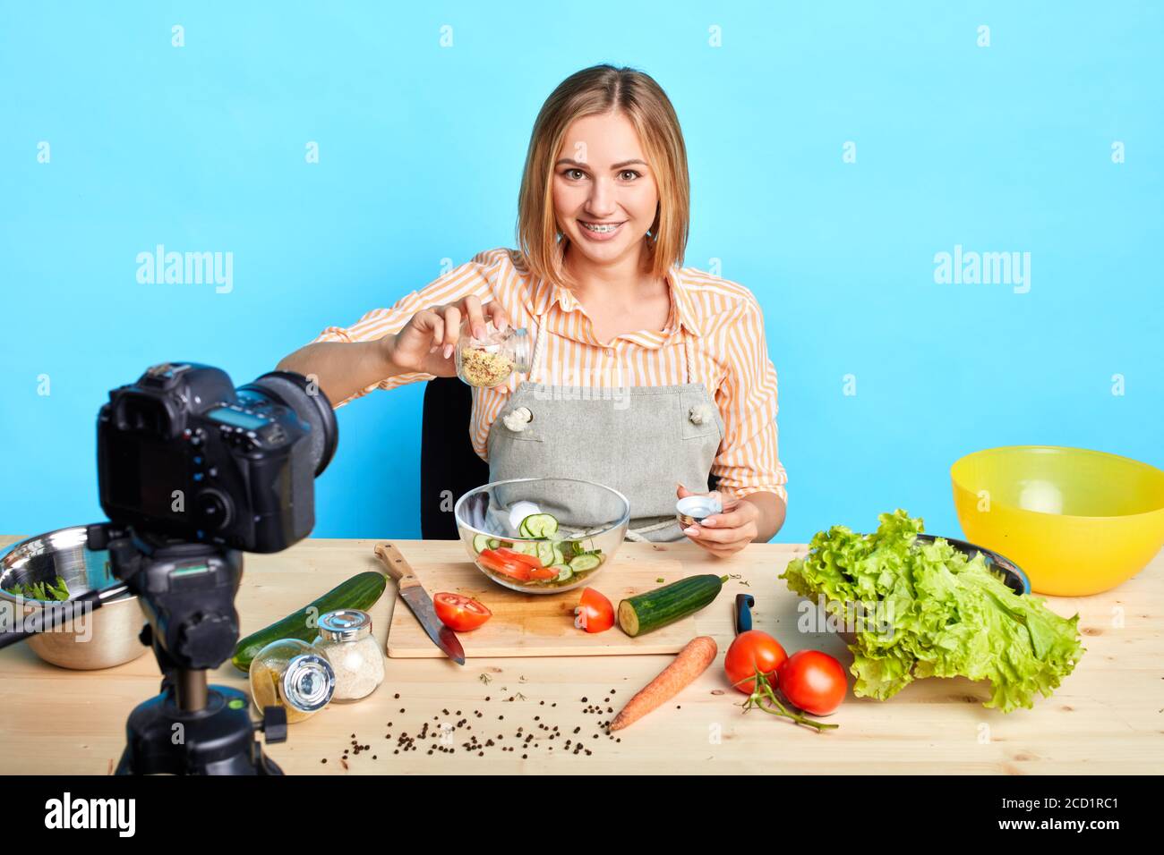 Tv cooking show hi-res stock photography and images - Alamy