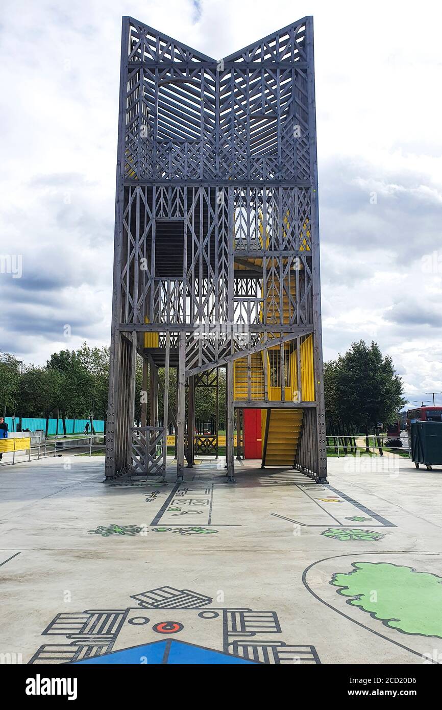 Large scale floor murals at the ’33’ art installation by Studio Weave ...