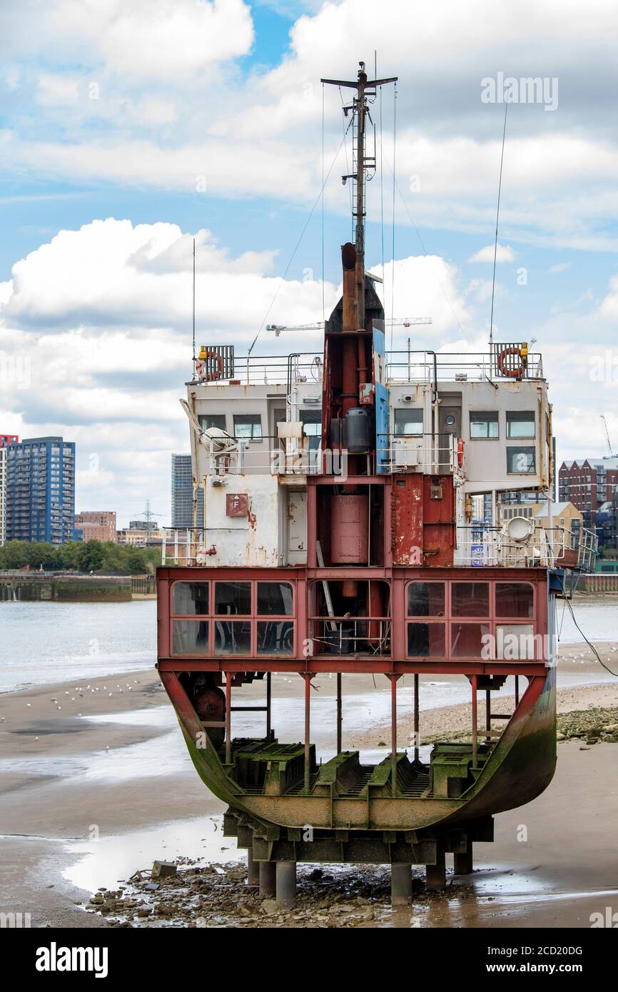 A 'Slice of Reality' a modern art work by Richard Wilson sitting in the ...