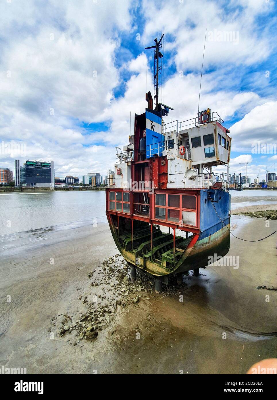 A 'Slice of Reality' a modern art work by Richard Wilson sitting in the ...