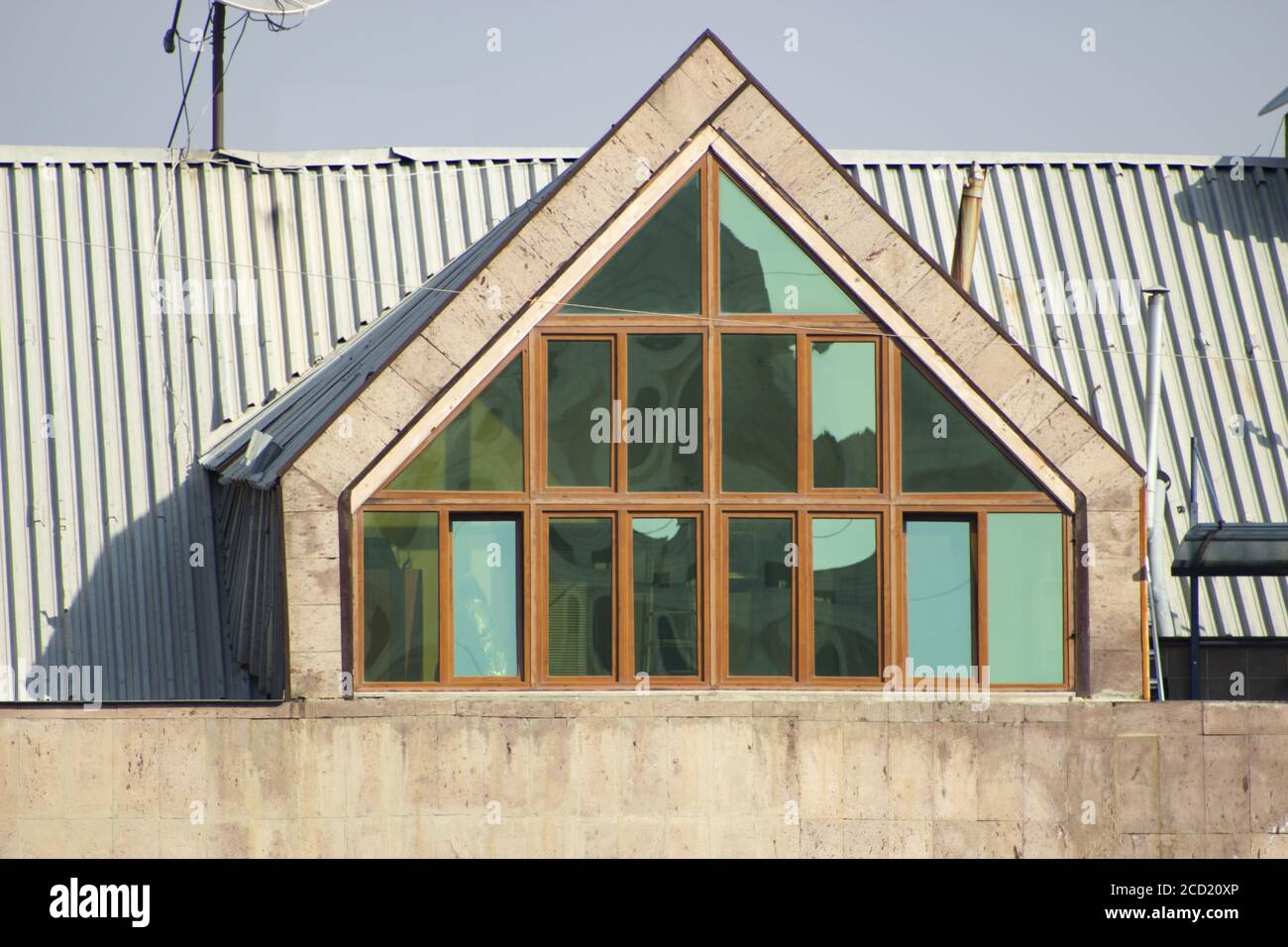 Pediment window windows hi-res stock photography and images - Alamy