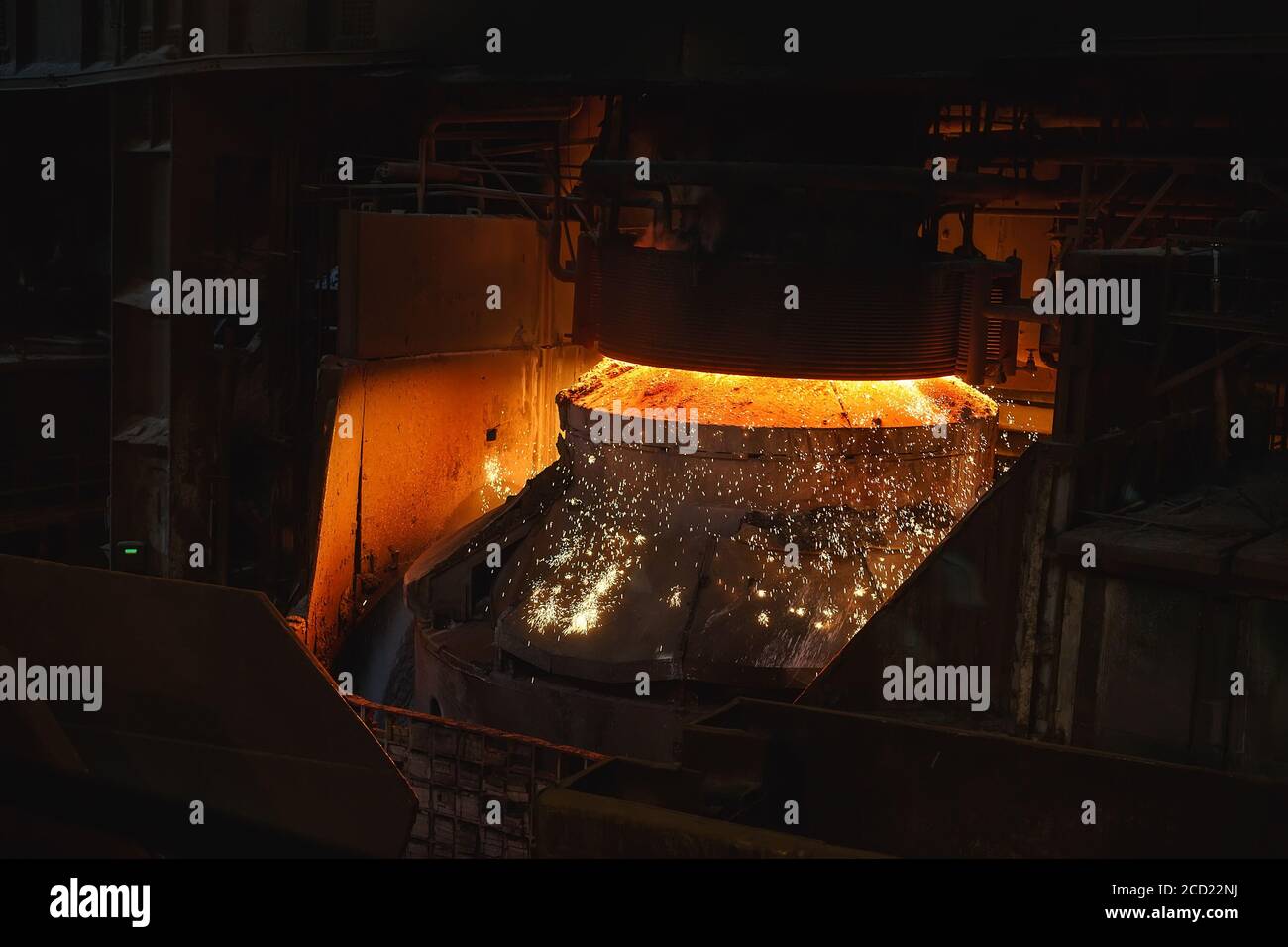 Metal smelting products hi-res stock photography and images - Alamy