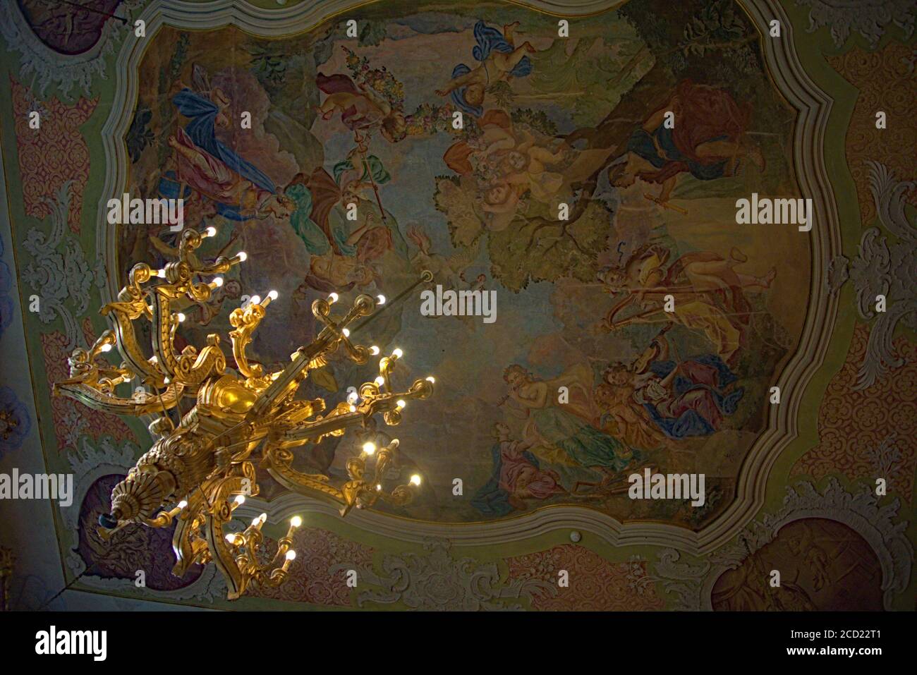 Medieval chandelier hi-res stock photography and images - Alamy