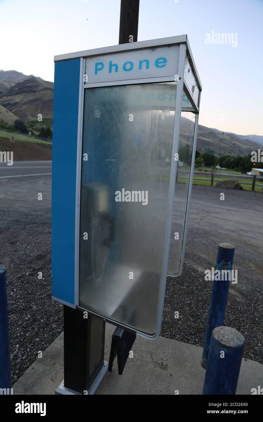 American phone booth hi-res stock photography and images - Alamy