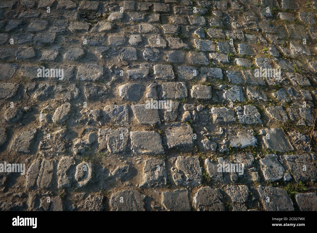 Cobblestone with grass texture hi-res stock photography and images - Alamy
