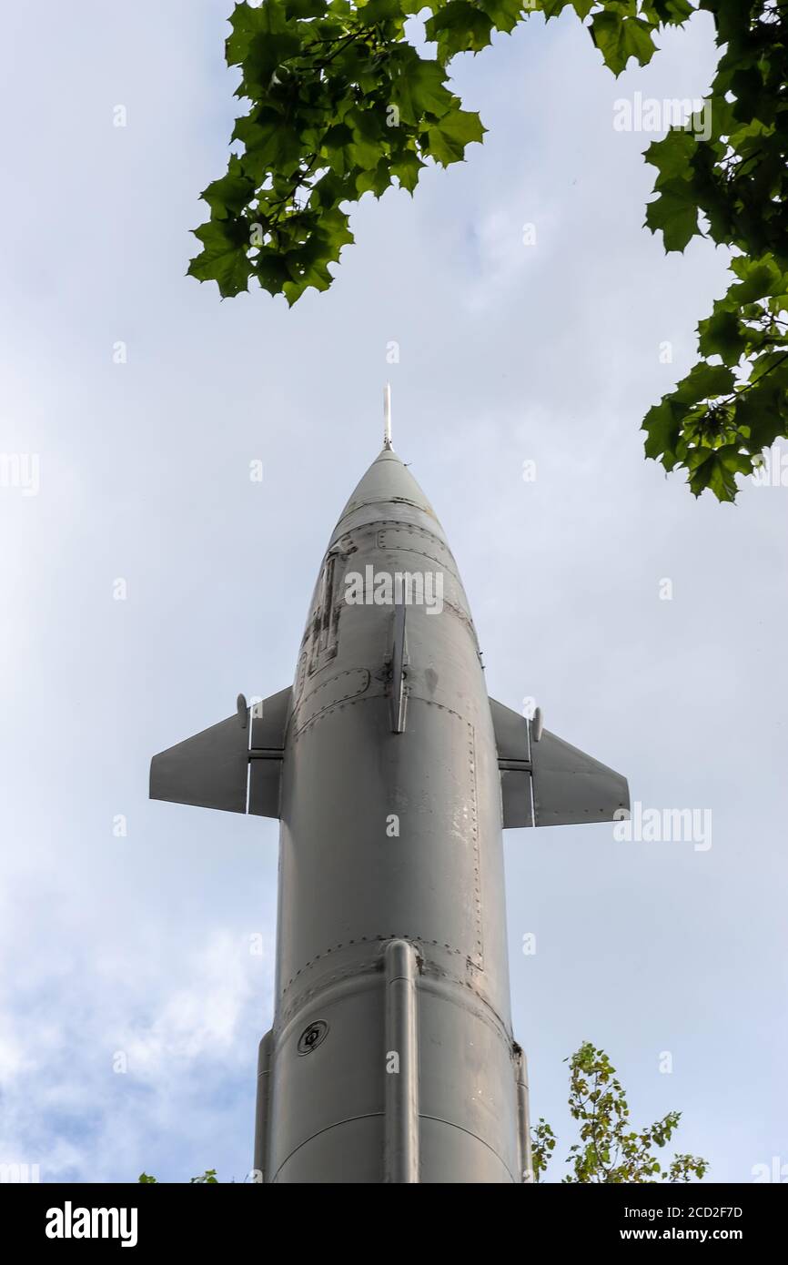 Protection against nuclear attack hi-res stock photography and images ...