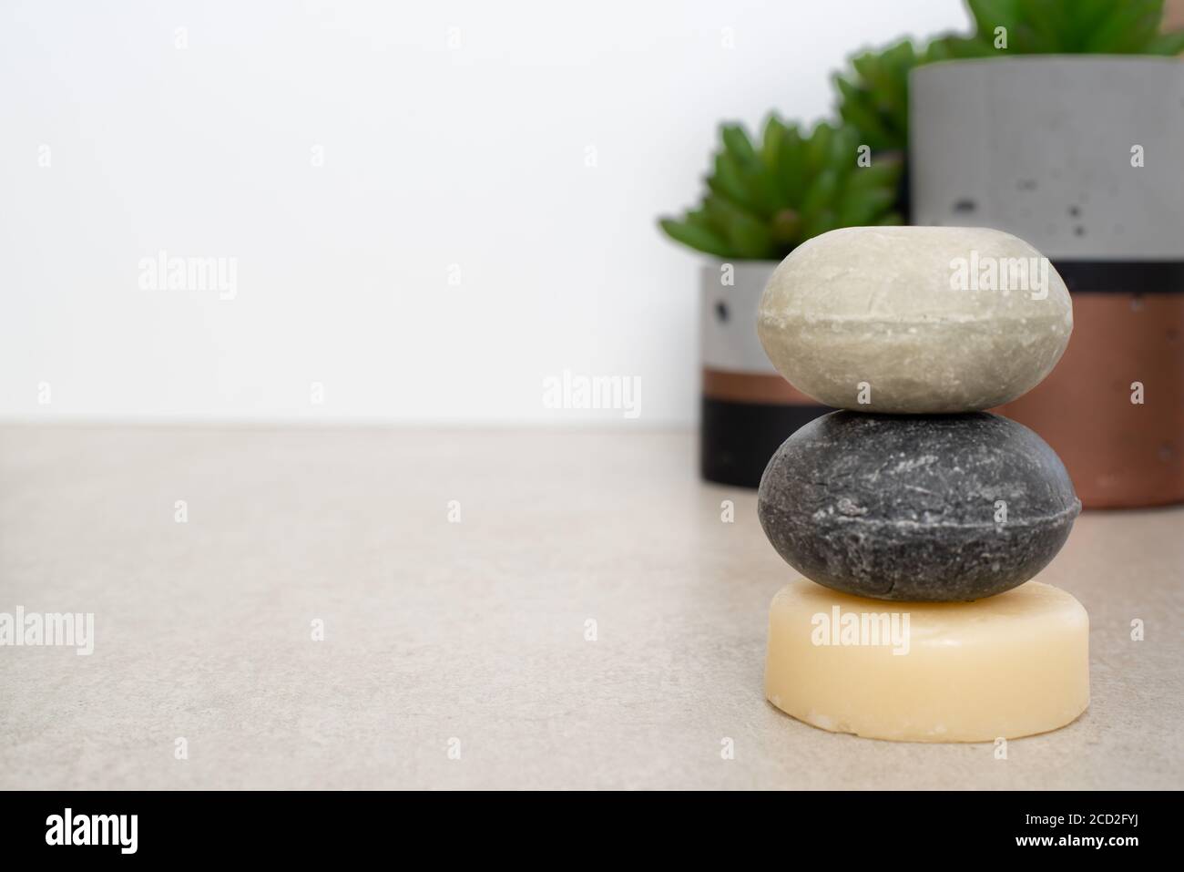 Shampoo bar hi-res stock photography and images - Alamy