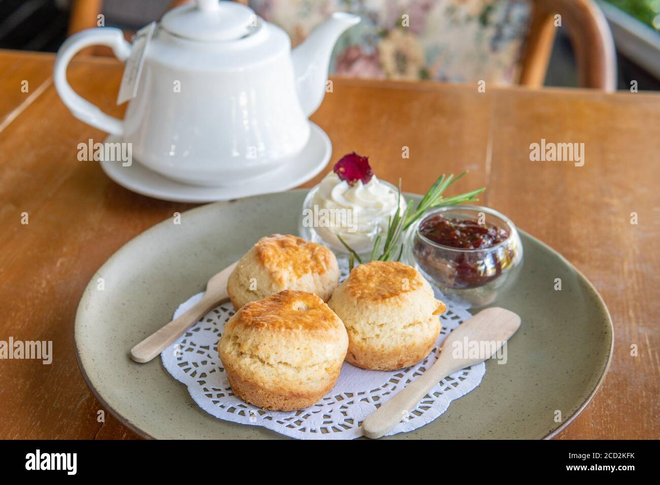 England Tea And Crumpets
