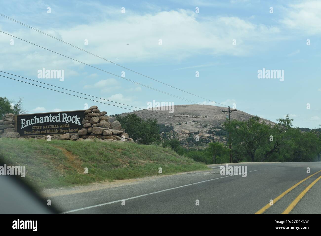 Entrance Signage of Enchanted Rock Stock Photo - Alamy