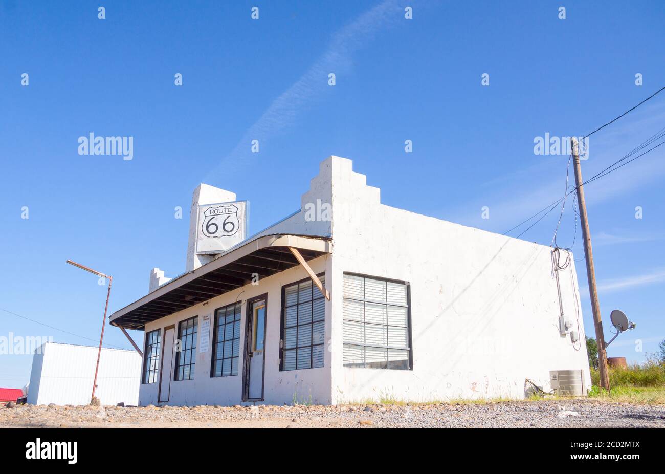 Shamrock USA September 11 2015; simple style vacant white roadside ...