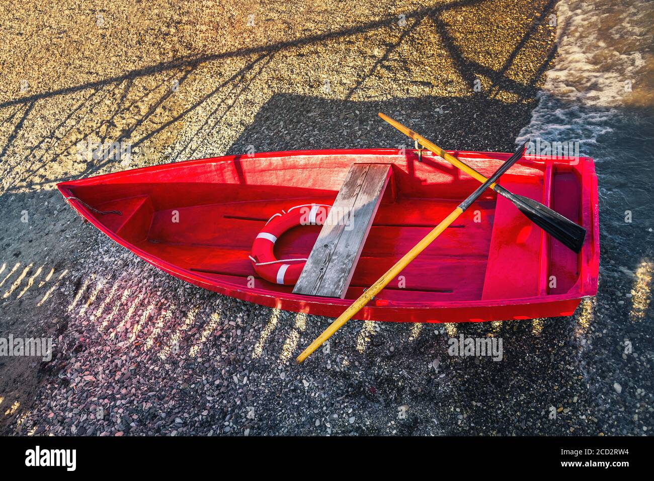 Top view lifeboat hi-res stock photography and images - Alamy