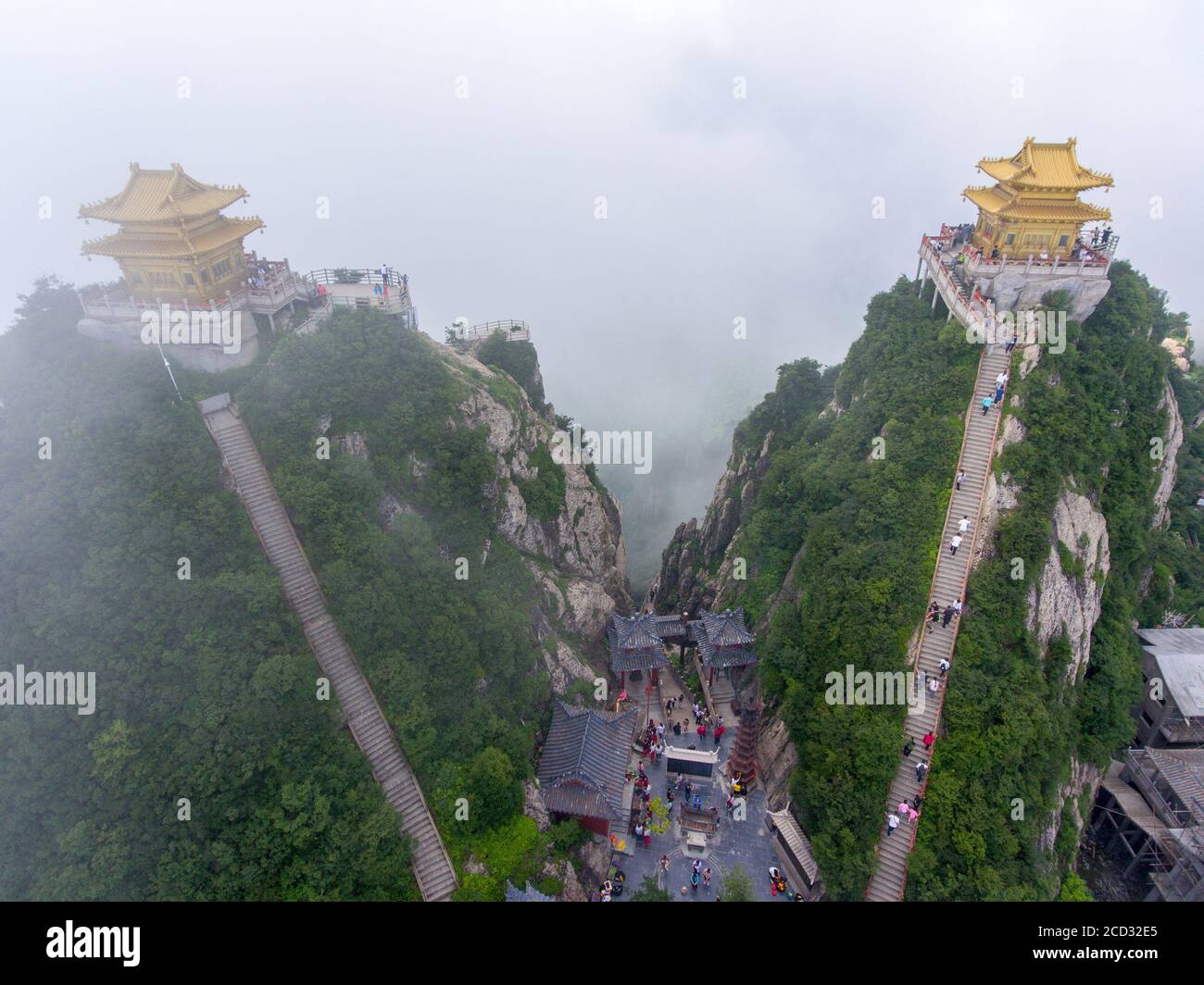 Laojun temple hi-res stock photography and images - Alamy