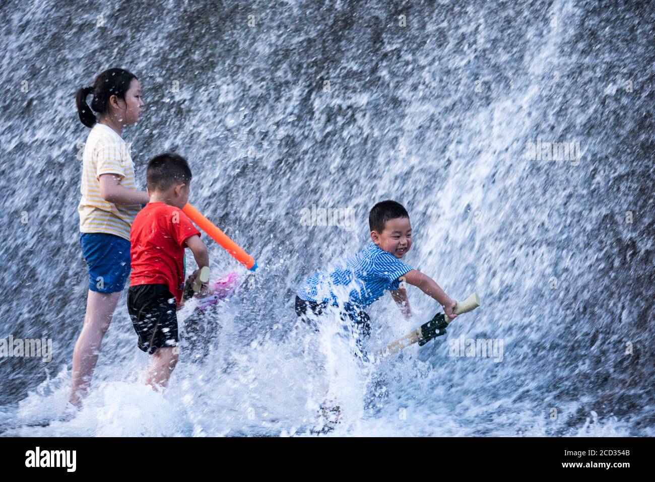 Kids china water hi-res stock photography and images - Alamy
