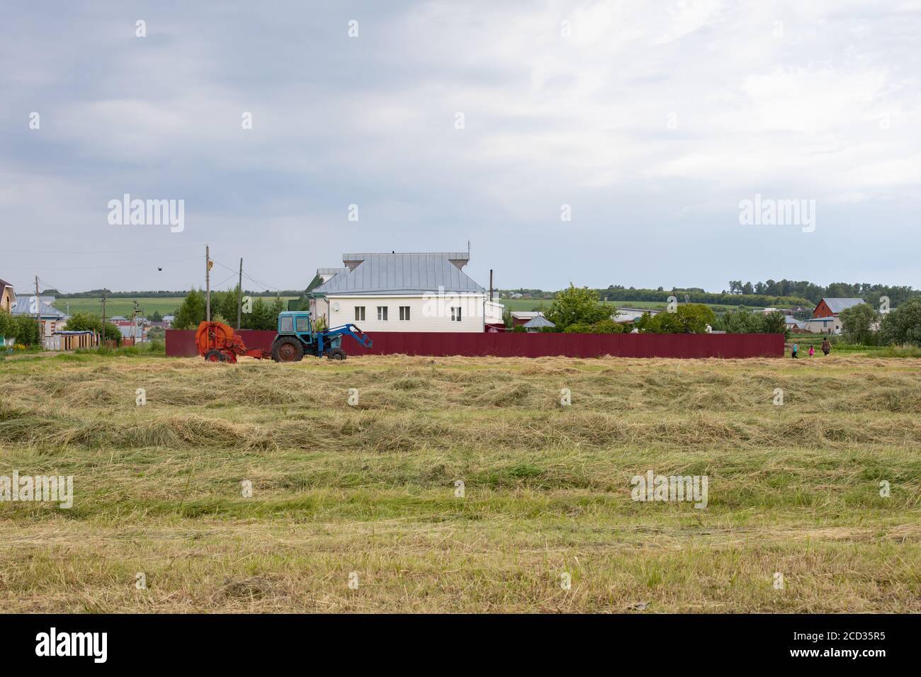 Russian haystack hi-res stock photography and images - Alamy