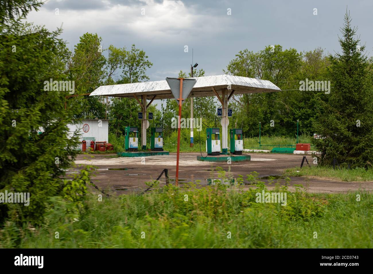 Gas station counter hi-res stock photography and images - Alamy