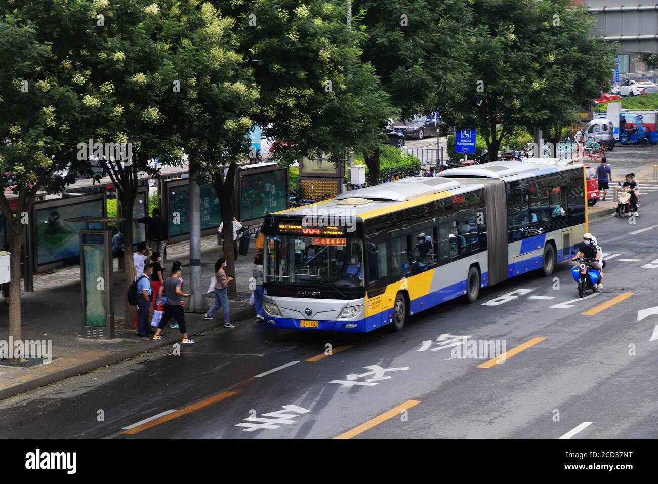 Aerial view of a bus hi-res stock photography and images - Alamy