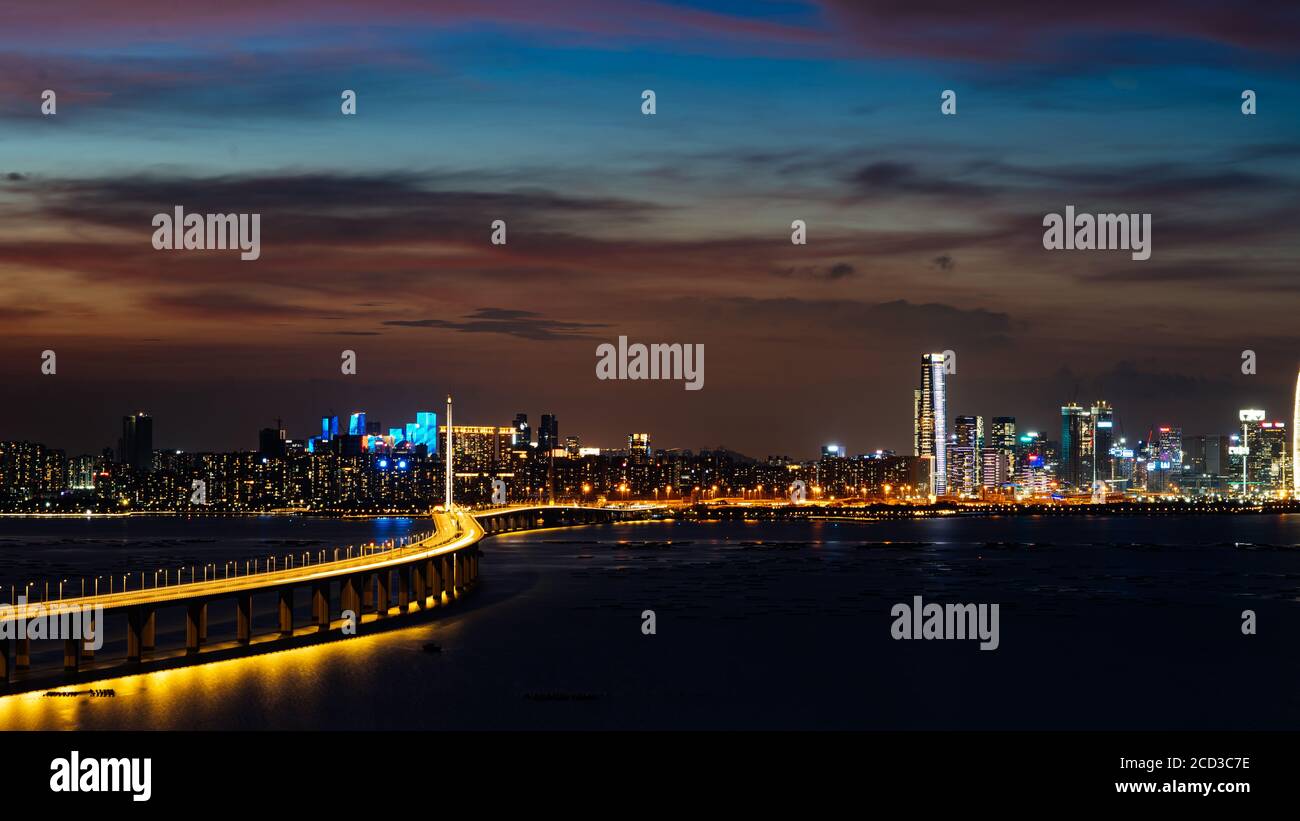 Hong kong shenzhen western bridge hi-res stock photography and images ...