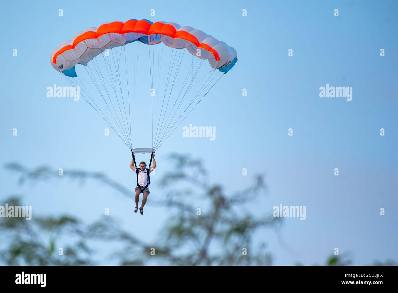 skydiver jumps out of a hot air balloon Stock Photo - Alamy