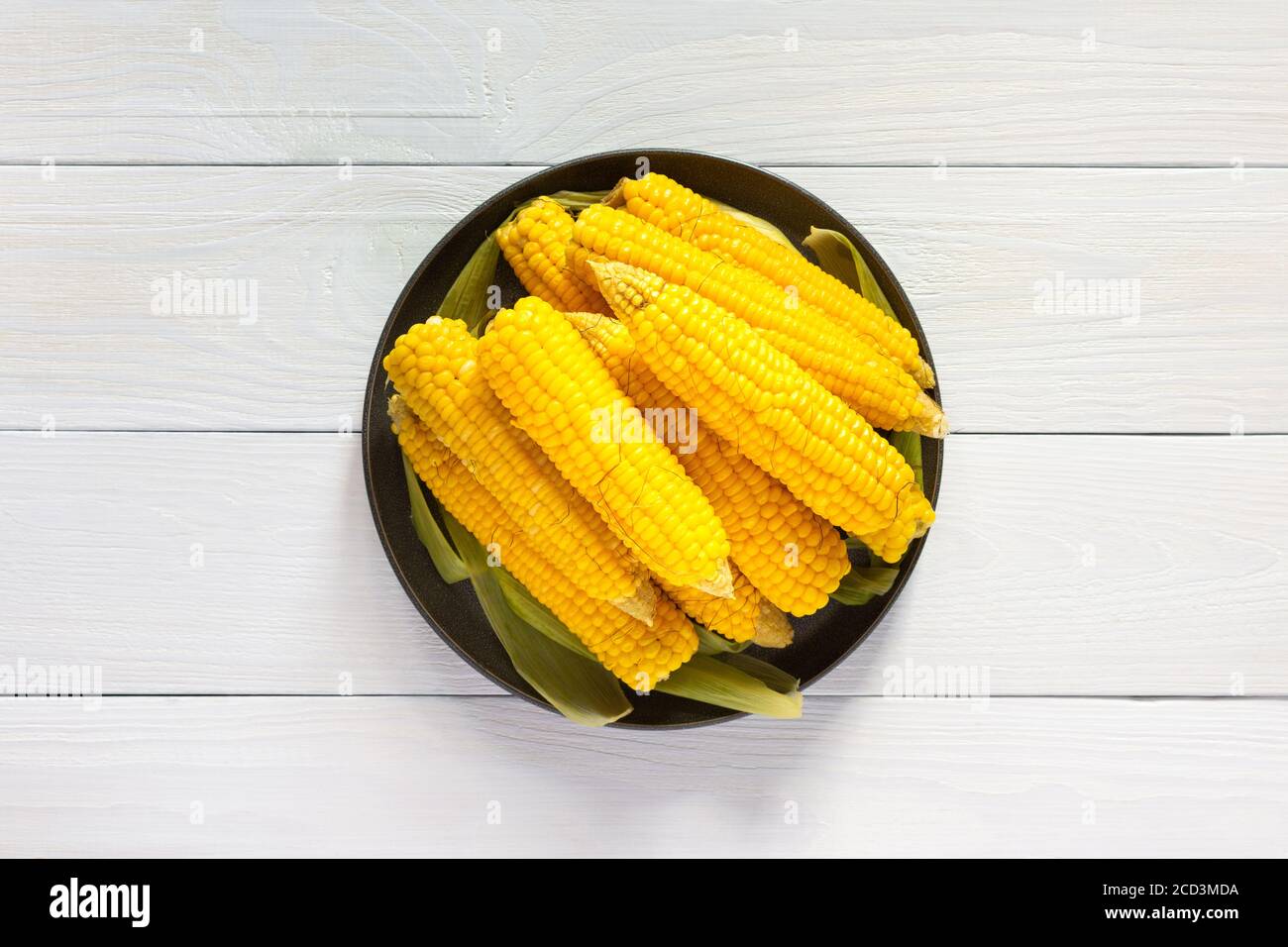 Boiled corn kernels in white hi-res stock photography and images - Alamy