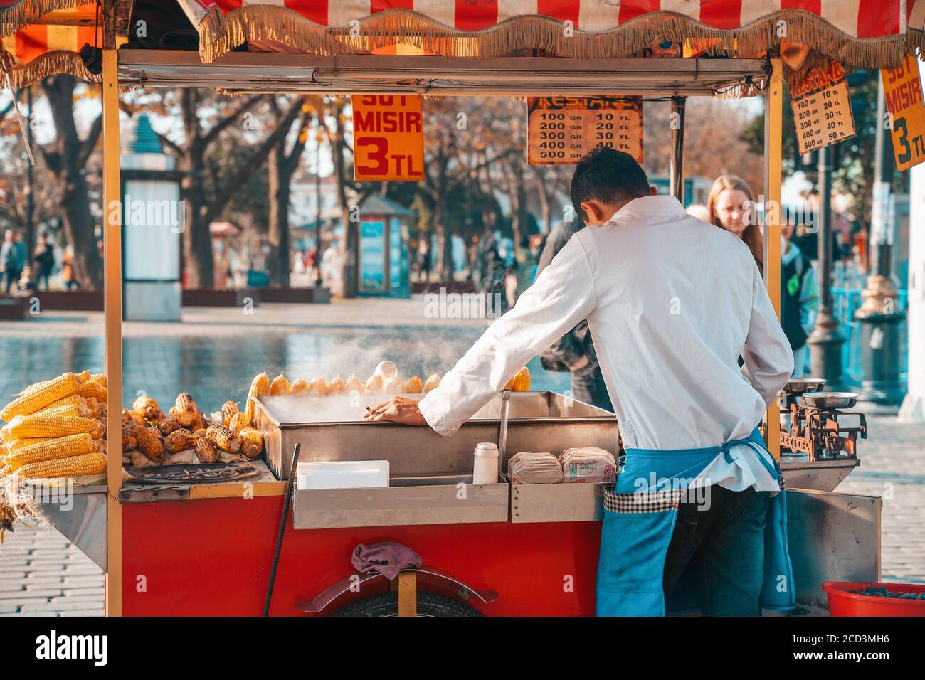 Traditional turkish uniform hi-res stock photography and images - Alamy