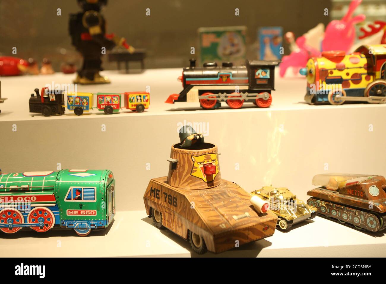 Toys played by Chinese people from Republic of China period to 2000s ...