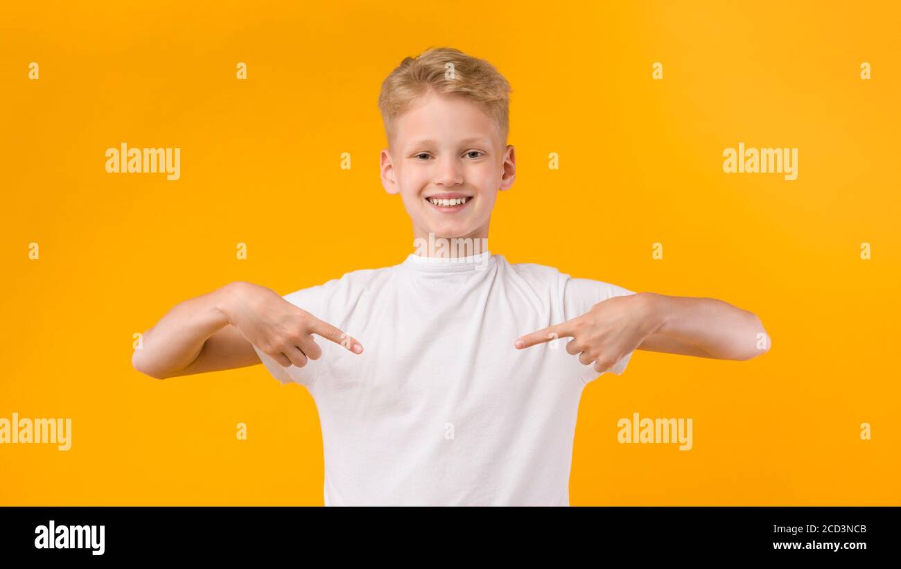 Boy point himself hi-res stock photography and images - Alamy