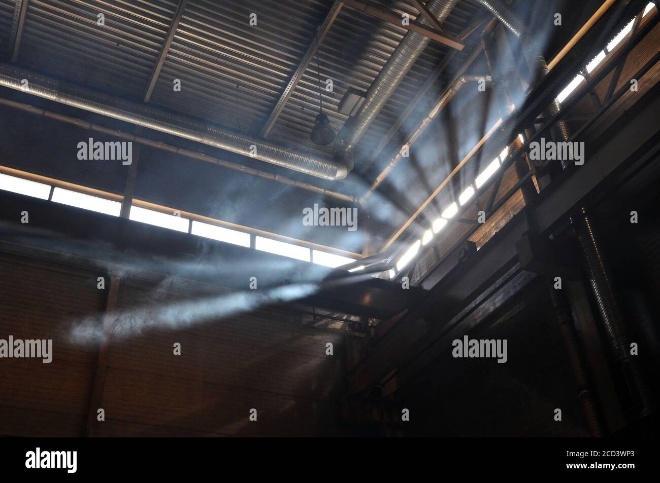 Sun rays room hi-res stock photography and images - Alamy