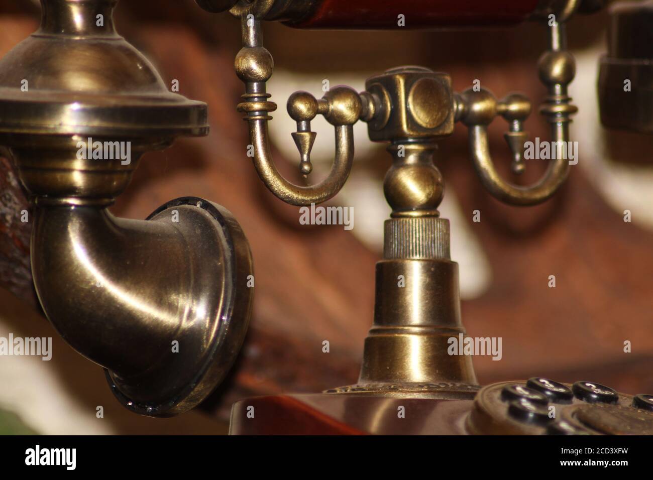 Retro telephone gold hi-res stock photography and images - Alamy