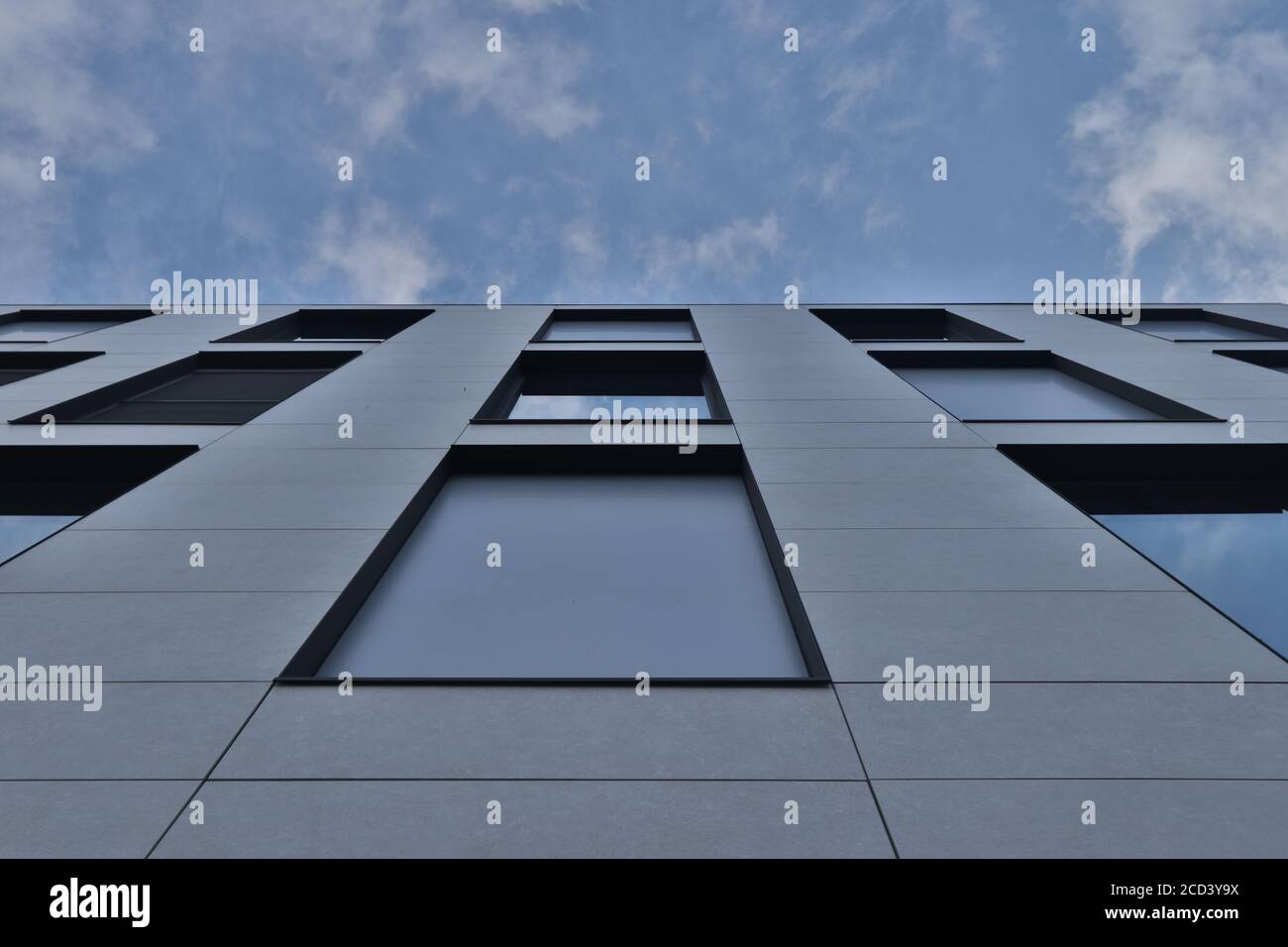 Modern blue wallpaper hi-res stock photography and images - Alamy
