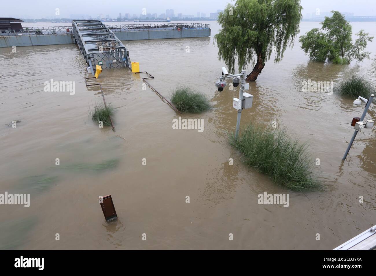 Submerged deck hi-res stock photography and images - Alamy