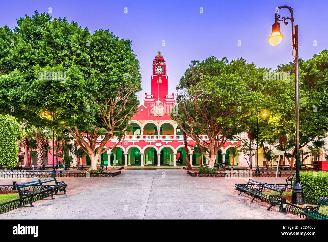 Merida, Mexico. Plaza Grande, downtown of spanish colonial city in ...