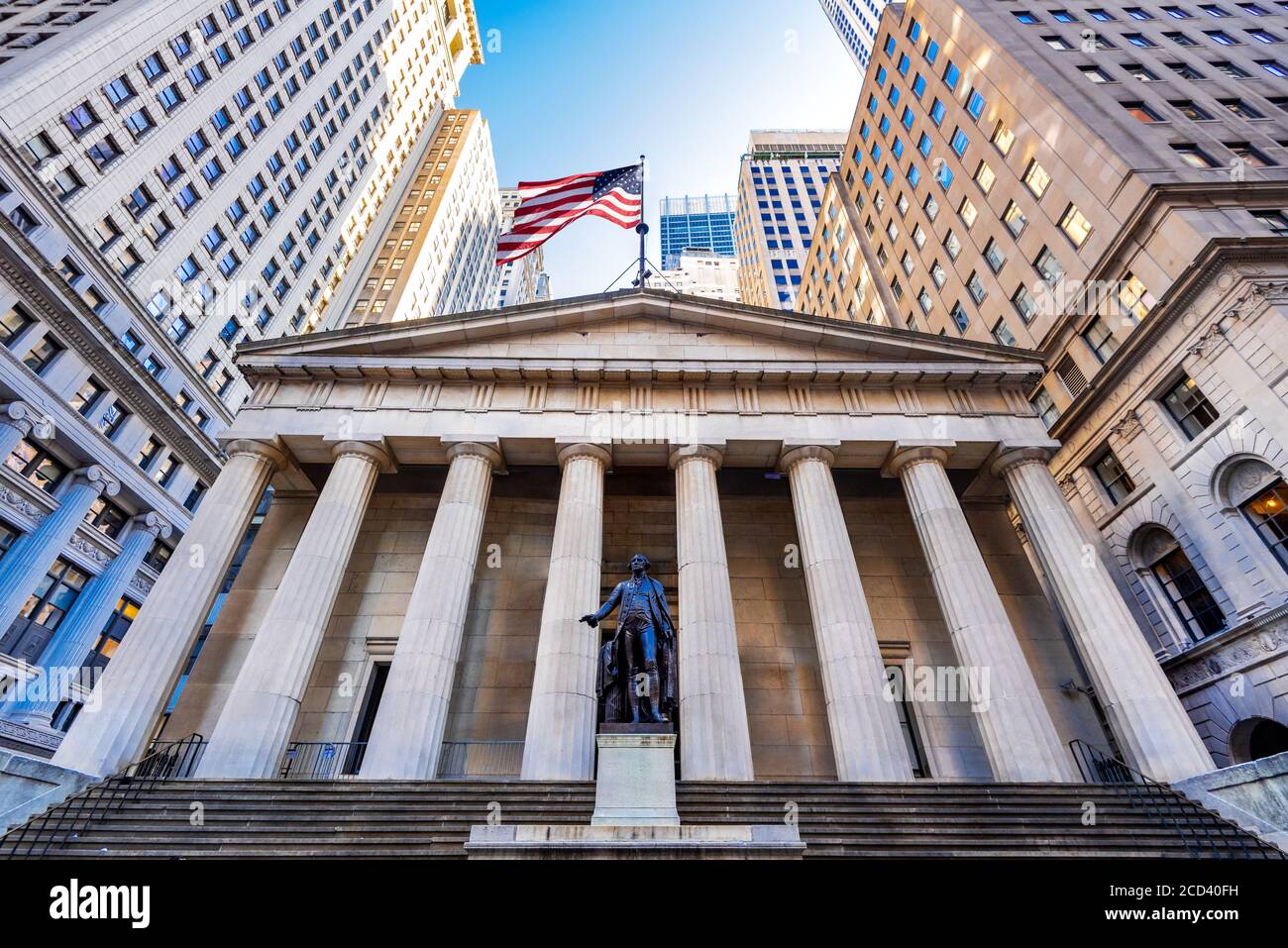 Federal hall hi-res stock photography and images - Alamy