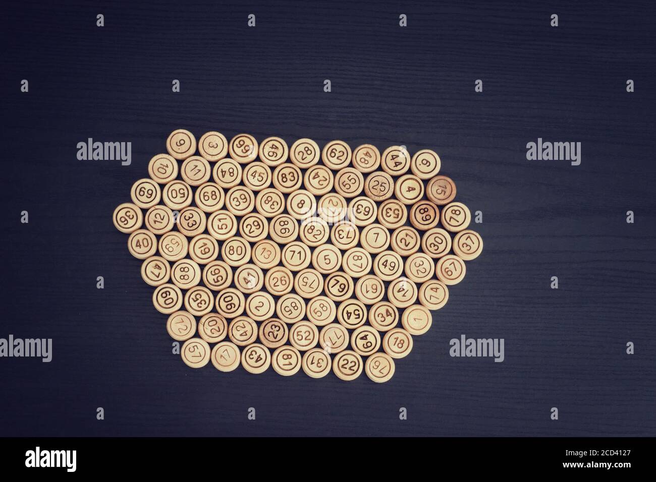 Wooden barrel top sign hi-res stock photography and images - Alamy